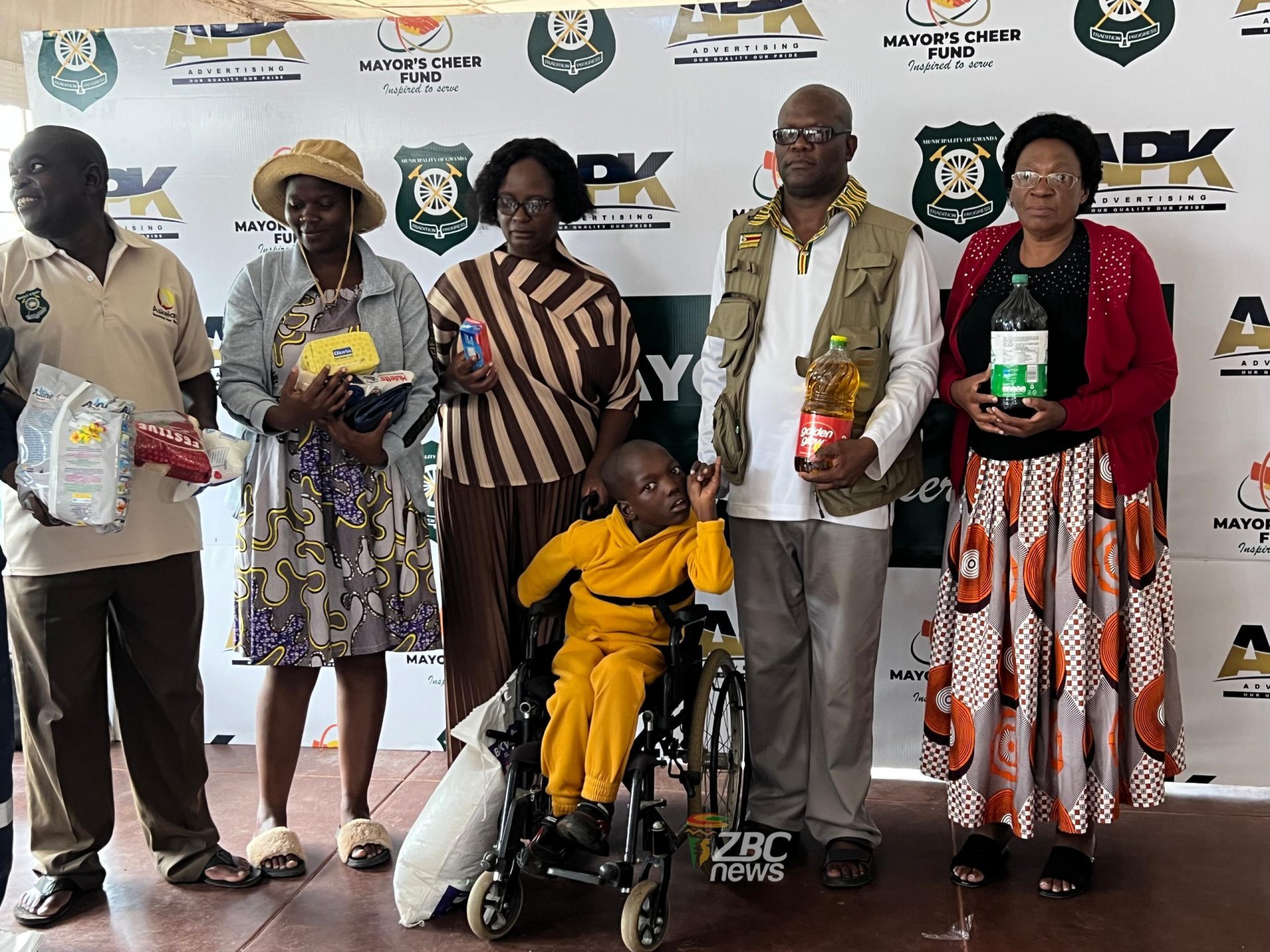 Mayor’s cheer fund brightens festive season for over 300 Gwanda ...