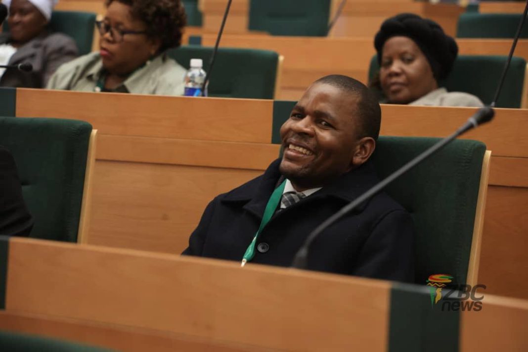 Constitutional amendment bill receives overwhelming public support ...